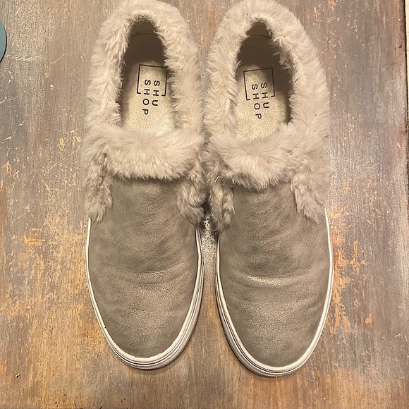 ShuShop | Shoes | Shu Shop Sloan Sneakers With Fur 75 | Poshmark